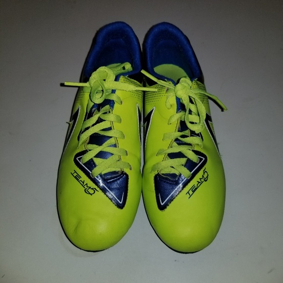 Pirma | Shoes | Pirma Girls Us 5 Soccer Cleats | Poshmark